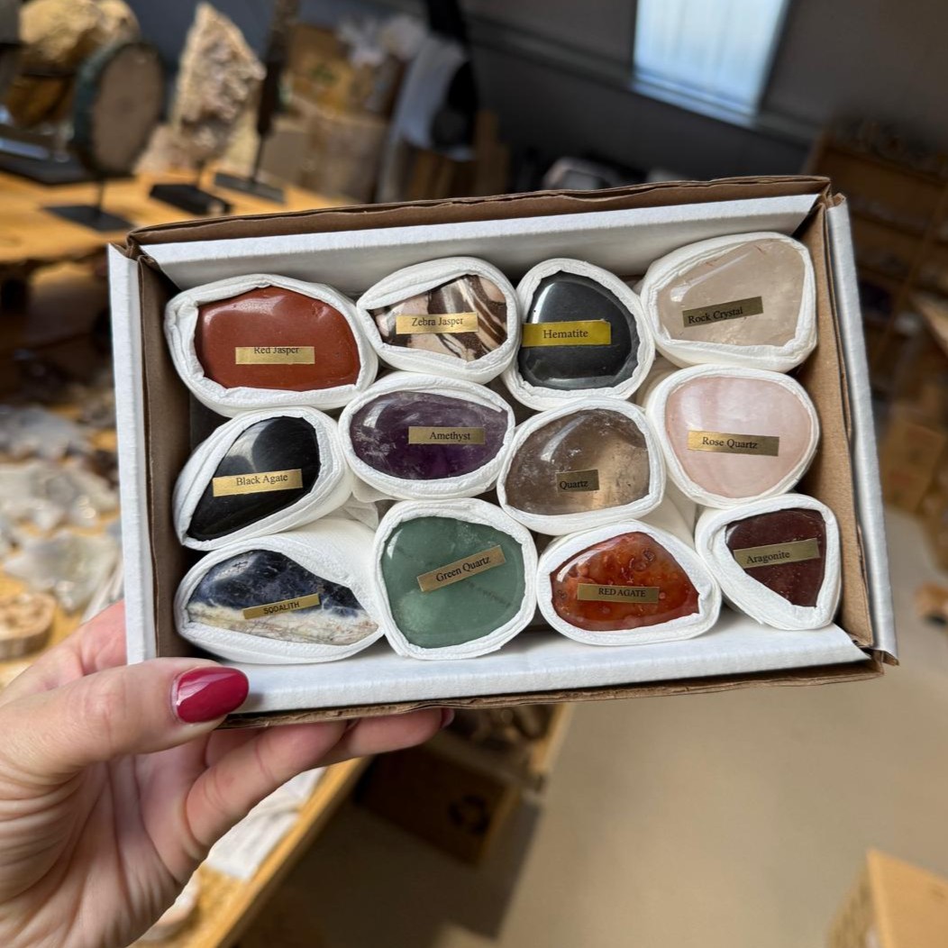 Box - Tumble stones mix - The Old Earth